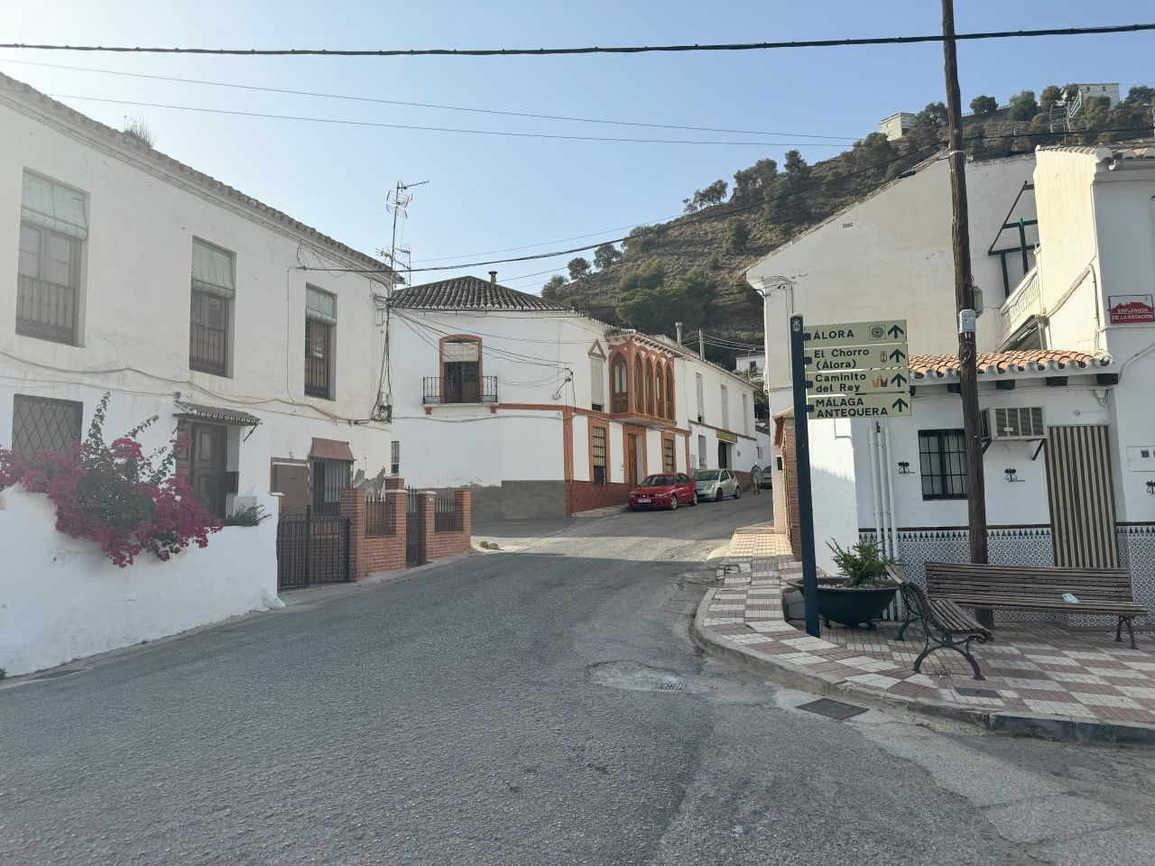 Visiting Álora - the story of an adventure - Mama Málaga